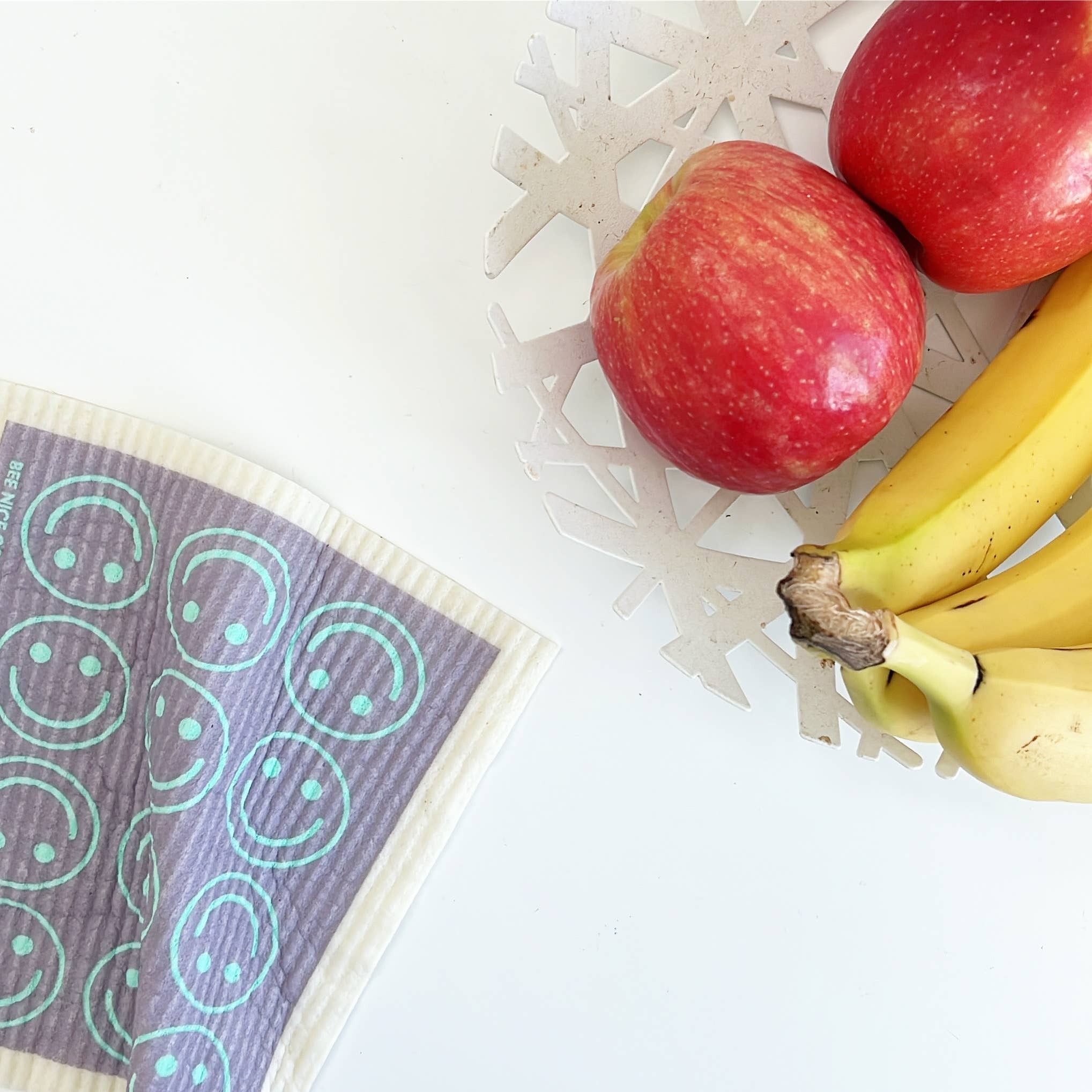 Smiley Face Swedish Sponge Cloth (lilac) | 86 Plastic